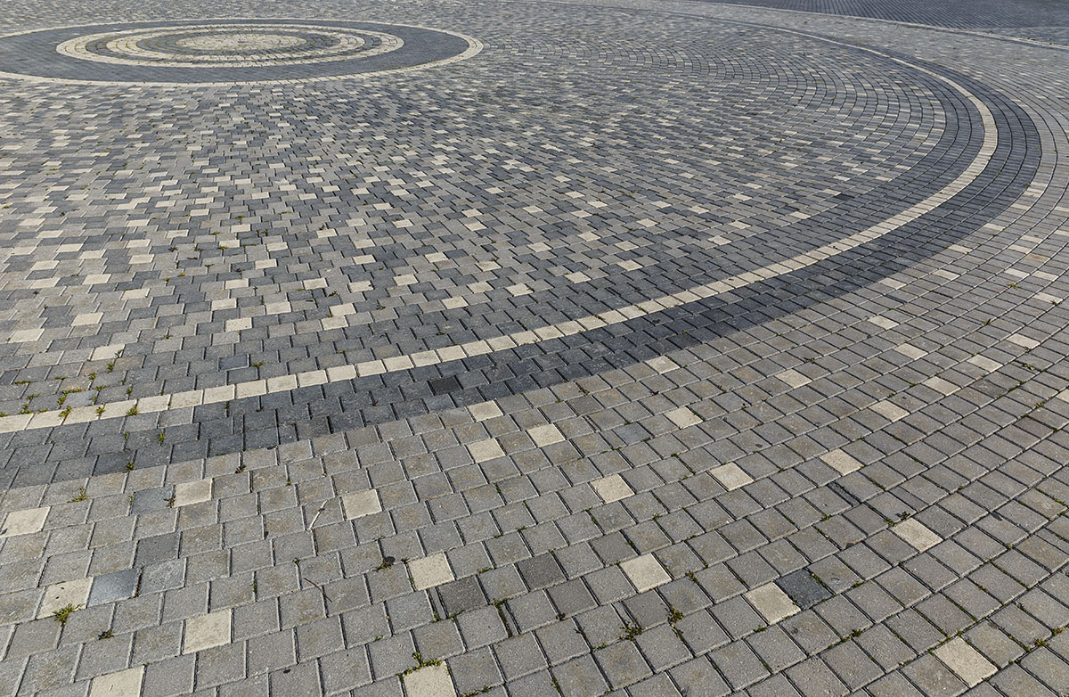 5 Types of Paving Patterns and Designs